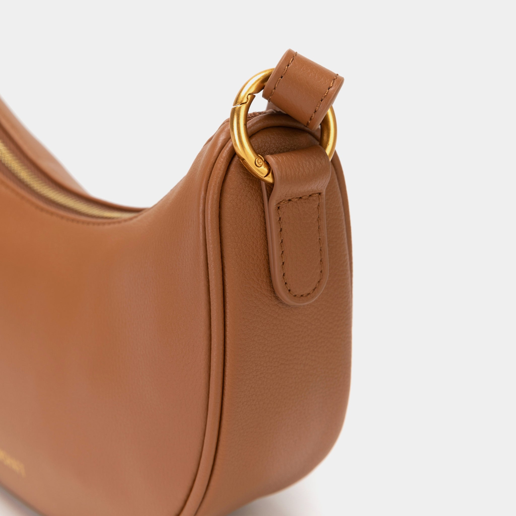 Crescent Moon Bag – Moonshaft 月軸｜Leather Handbags & Wallets